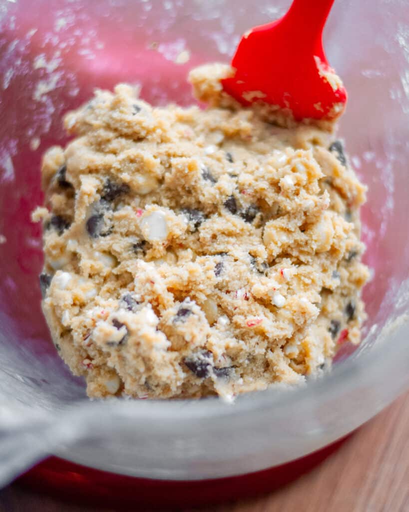 Candy Cane Chocolate Chip Cookies (Easy Christmas Cookies Recipe) - Our ...